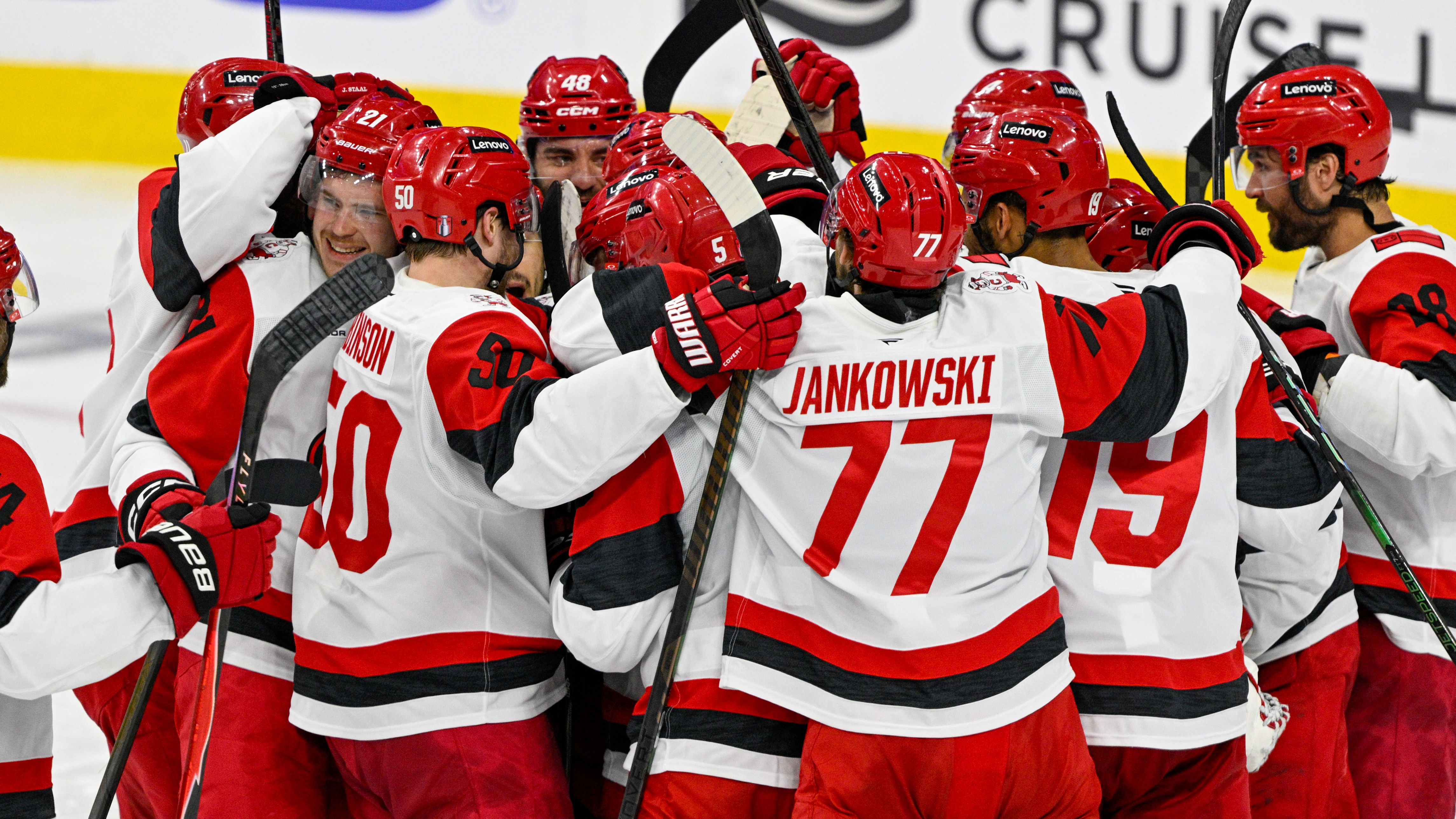 Caroline Hurricanes już w finale konferencji wschodniej NHL