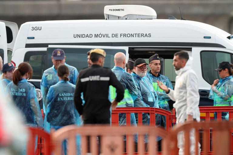 Spanish health officials board hantavirus-hit ship to start evacuating ...