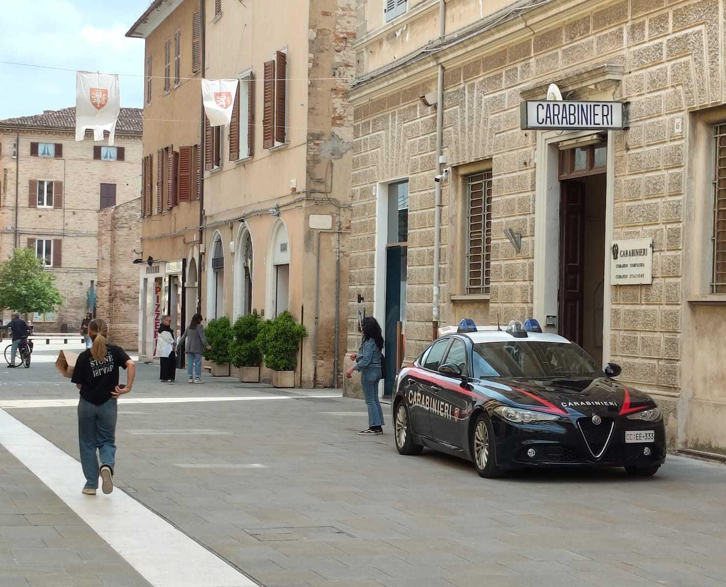 Colpo allo spaccio: arrestati due pusher