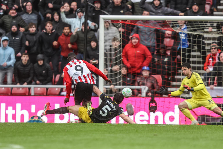 Talking points: Sunderland quick on the draw as United are held