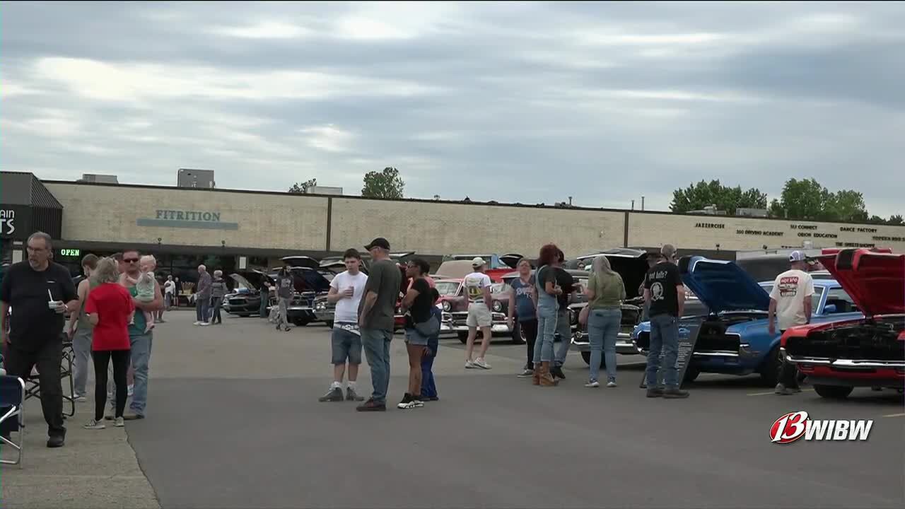 Classic cars roll in to raise money for Topeka nonprofit at Fairlawn ...