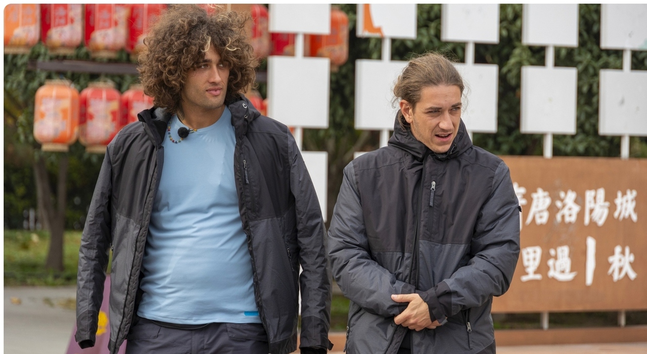 I rapper al veleno dopo Pechino Express: «Patrick Stevens sottomesso ...