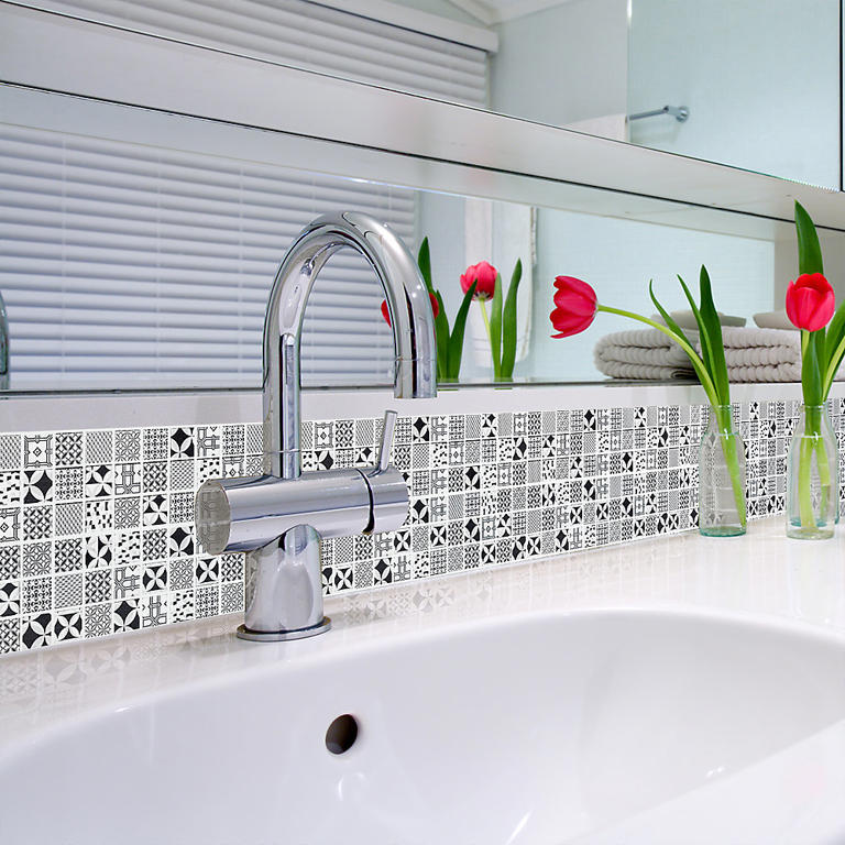 Expert tips on how to install mosaic tiles in your home