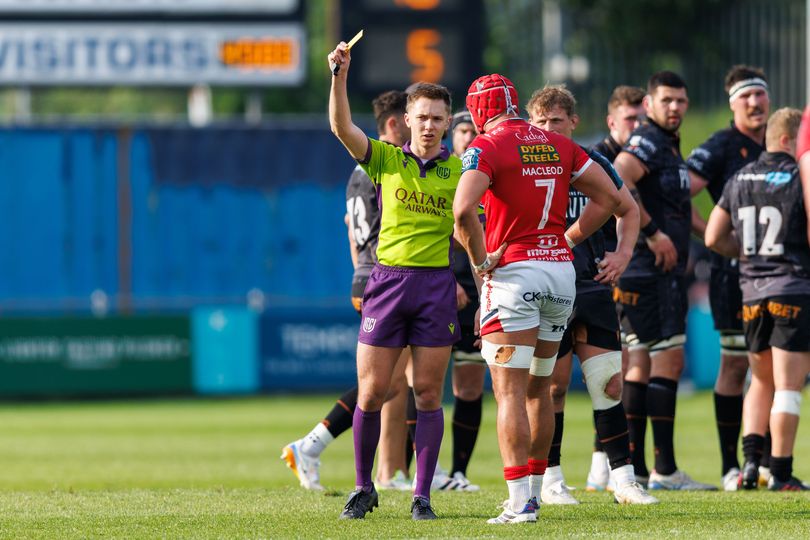 Today's rugby news as 'unheard of' outcome riles Welsh coach and update ...