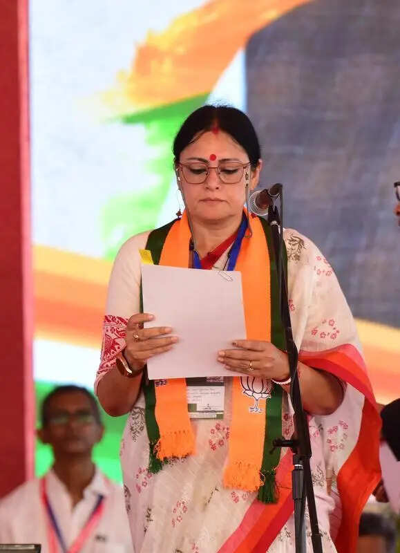 Agnimitra on prime minister dais: Proud dad, mom break down