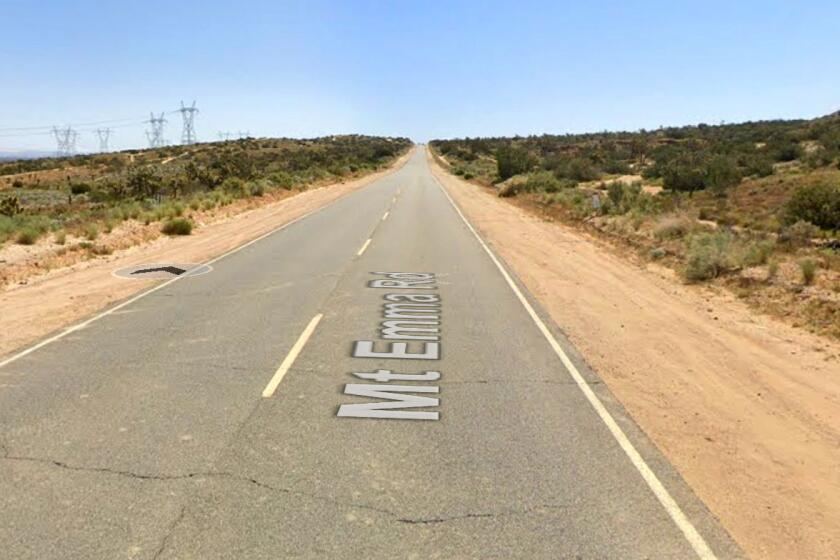 Two people killed in in head-on car crash near Palmdale