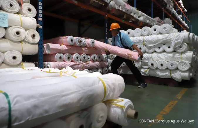 Harga bahan baku melonjak, industri tekstil harap pemerintah beri ...