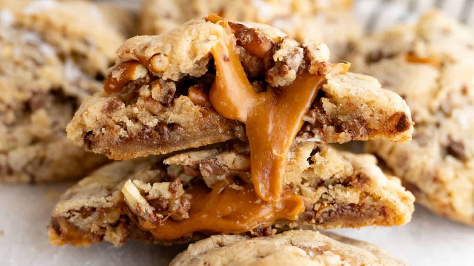 22 gooey, candy-filled cookies that taste like a dream