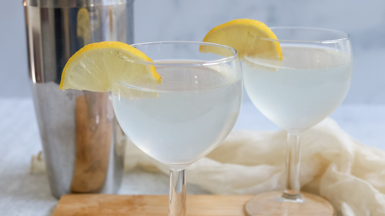 Peachy and sweet white tea shots recipe