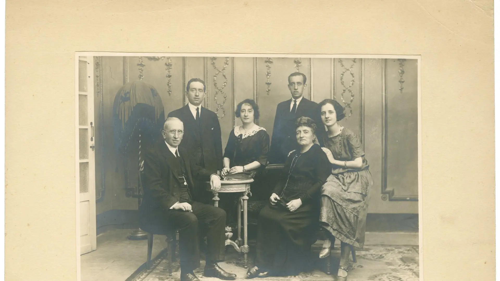 La modernidad que llegó a Zaragoza entre 1885 y 1925 o el cuaderno de ...