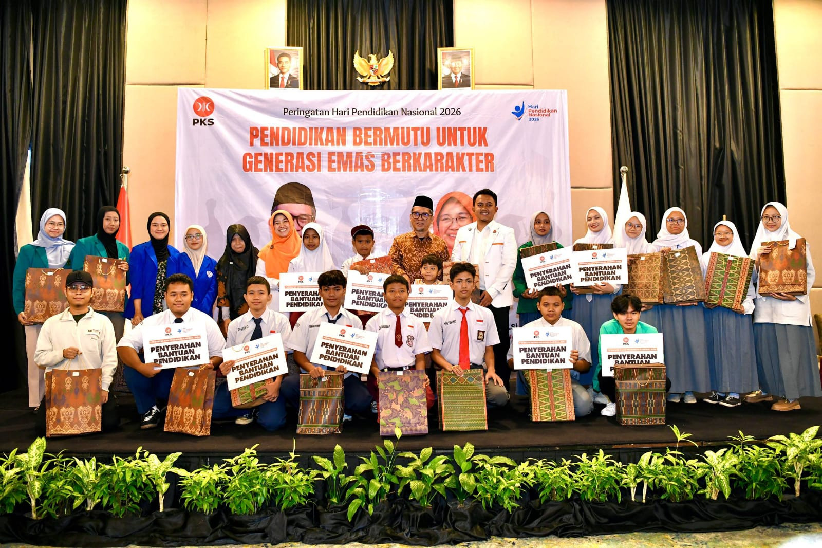 Memperingati Hardiknas, Almuzzammil harap kader PKS isi ruang digital ...