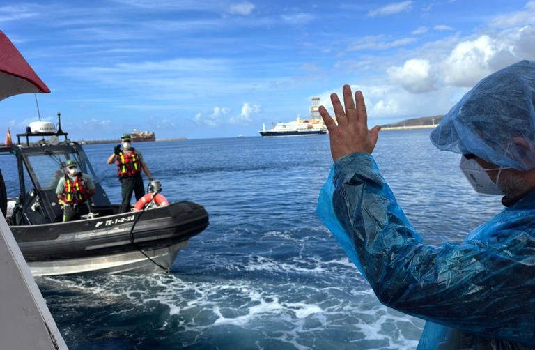 Aussies from virus-stricken cruiser to be sent to COVID-era quarantine ...