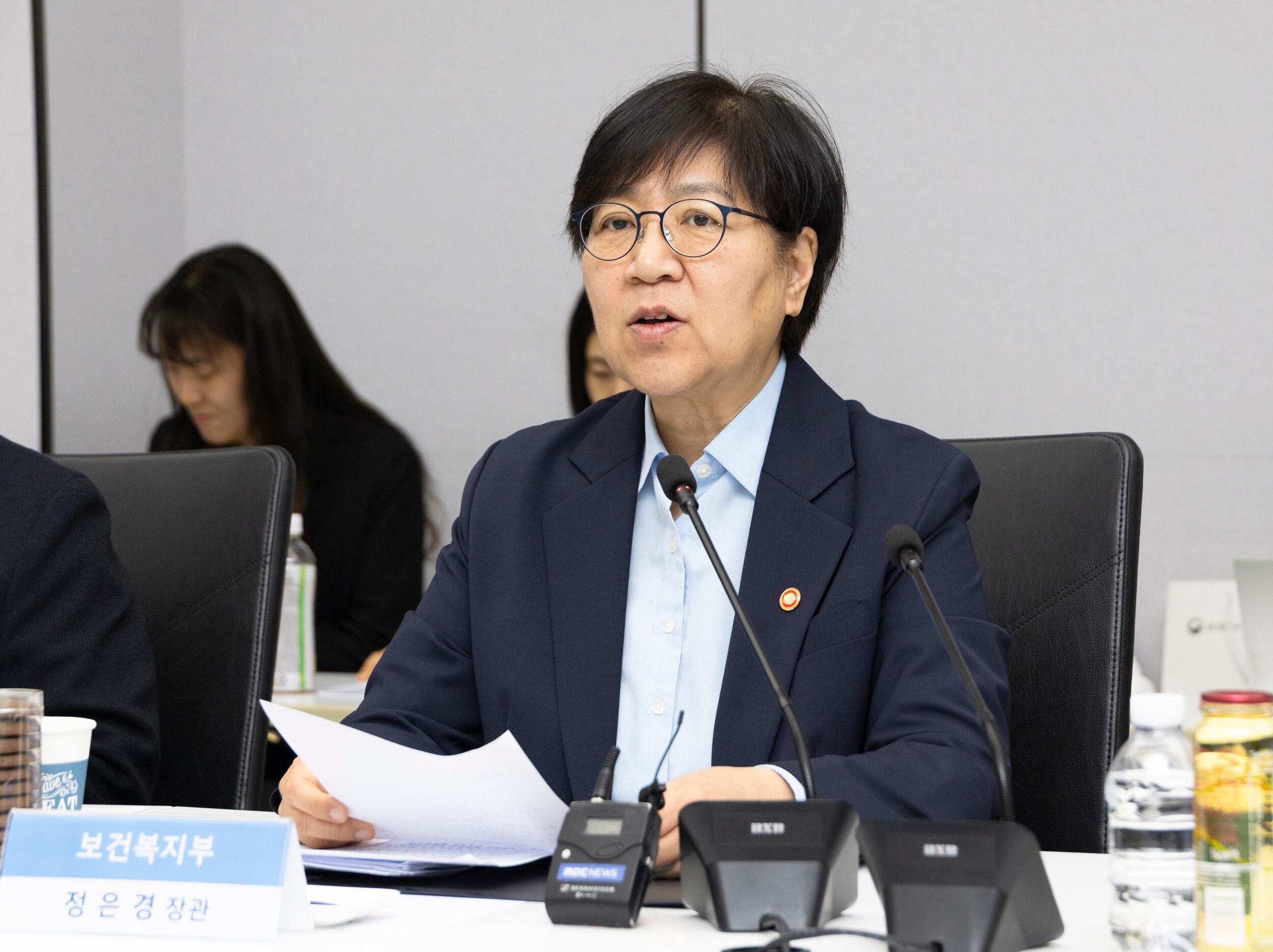 Health minister vows to strengthen pediatric care nationwide