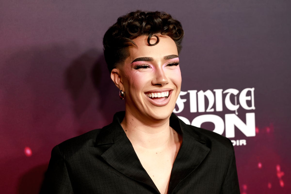 James Charles apologizes for mocking laid-off Spirit Airlines worker