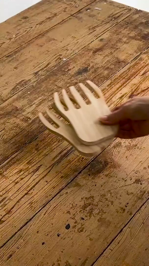 Who knew $1 spoons are the secret to the most stunning porch decor dupe!