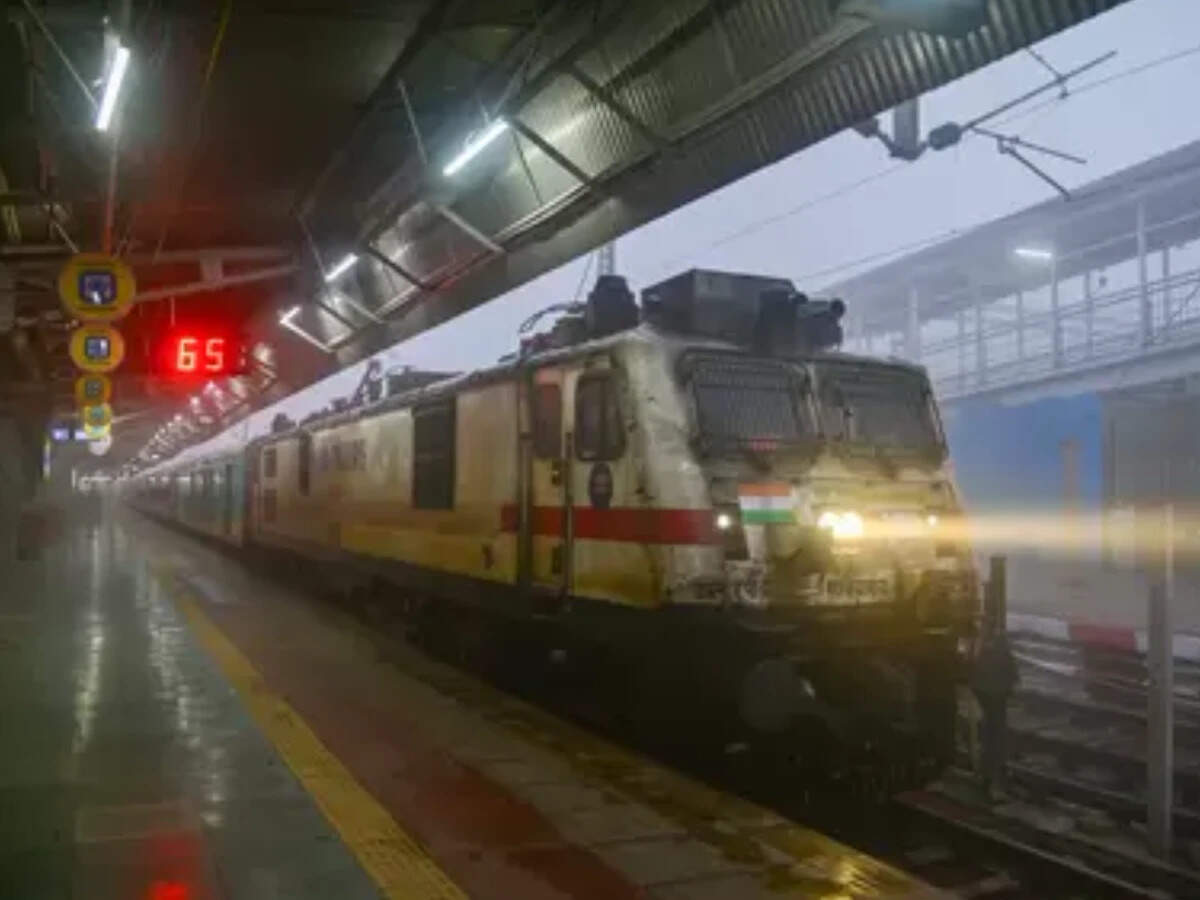 Railways clears 2 projects in northwest Delhi to reduce congestion: CM