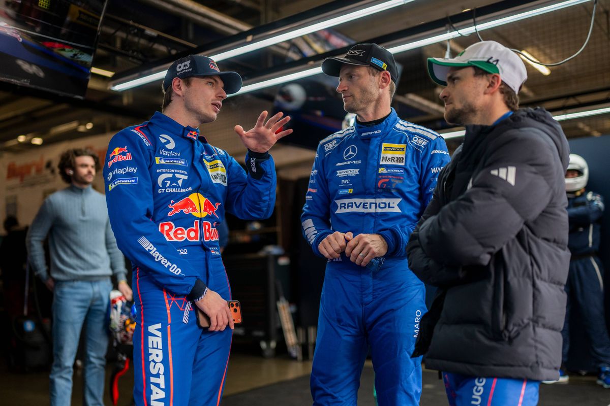 Mercedes-coureur looft Verstappen na discussie in 2025: 'Een eer om met ...
