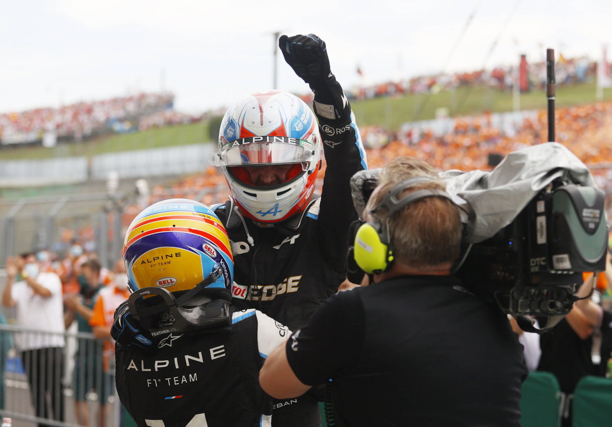 10 times F1 drivers put team success ahead of personal glory