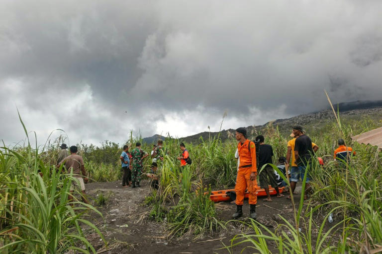 Indonesia rescuers find hikers' bodies after volcanic eruption