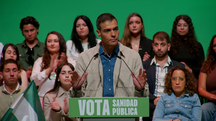 Sánchez asegura que el Gobierno actúa con "rigor y transparencia" en su ...