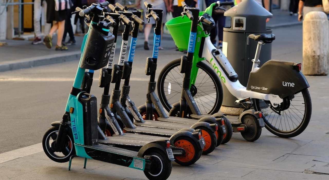 Monopattini elettrici: obbligo di targa entro 16 maggio, poi multe fino ...