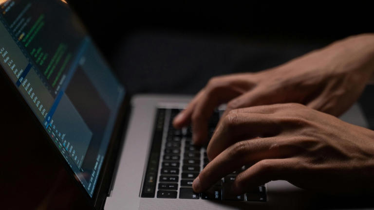Hackers are now exploiting vulnerabilities 7 days before patches exist ...