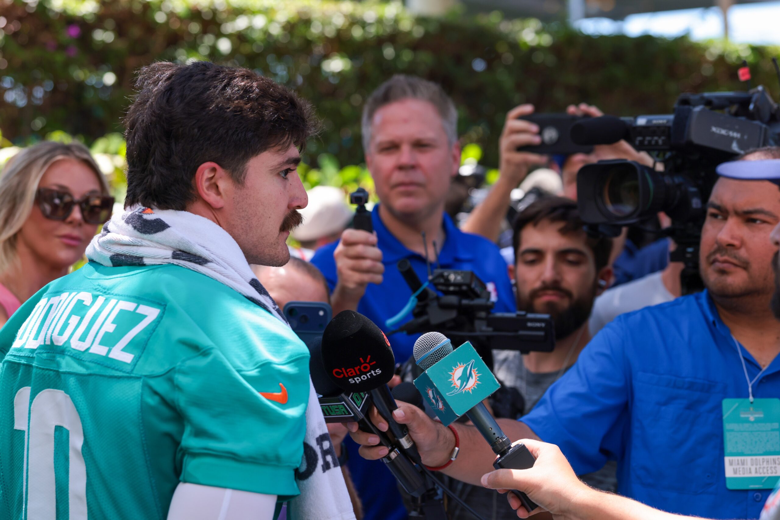 Most of the mystery around the Miami Dolphins' biggest rookie contract ...