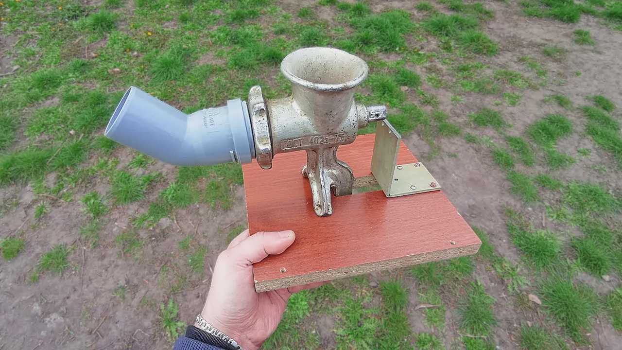 Genius DIY home hack using an old meat grinder!
