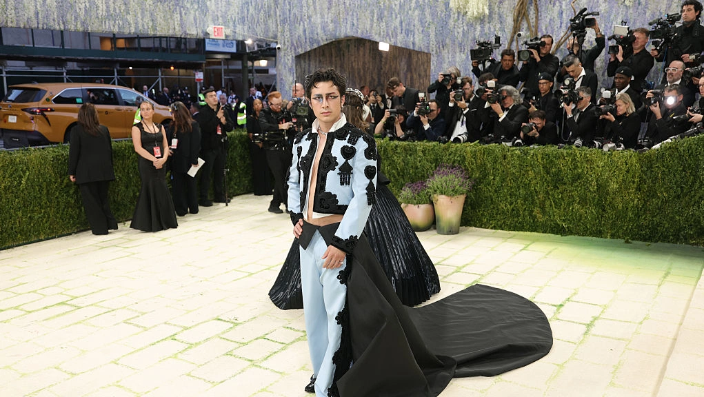 Hudson Williams' makeup artist defends bold Met Gala look