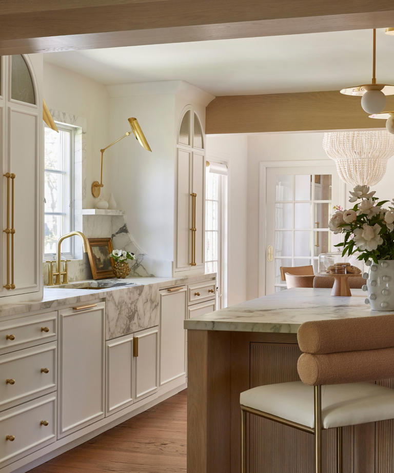 How unexpected marble features and custom details took this white ...