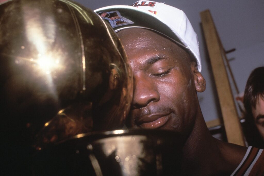 “The refs were just in his pocket”: Bill Simmons revealed why Michael ...