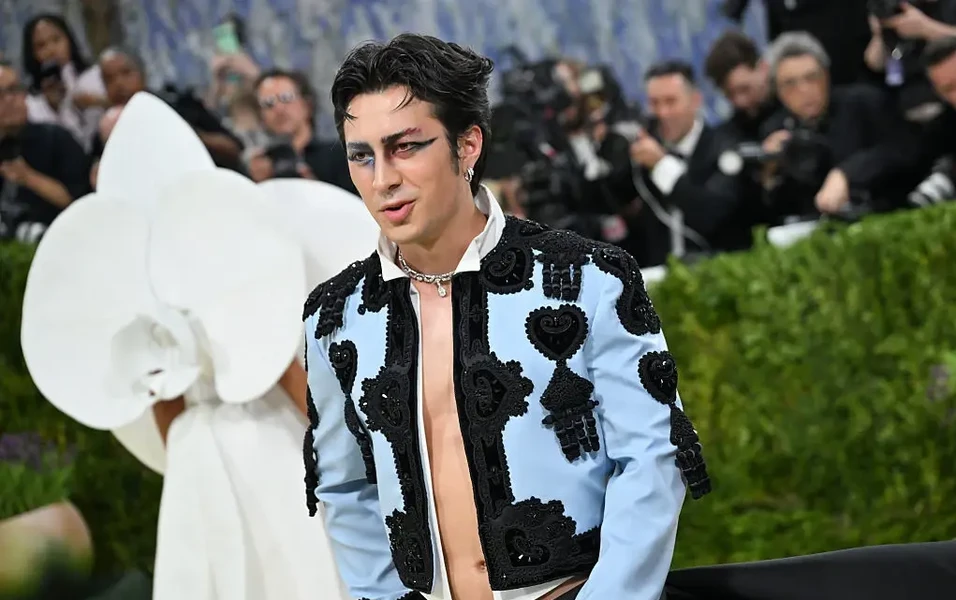 Hudson Williams' makeup artist defends bold Met Gala look
