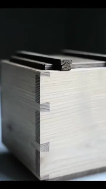 Crafting sliding dovetail lids for handmade wooden boxes