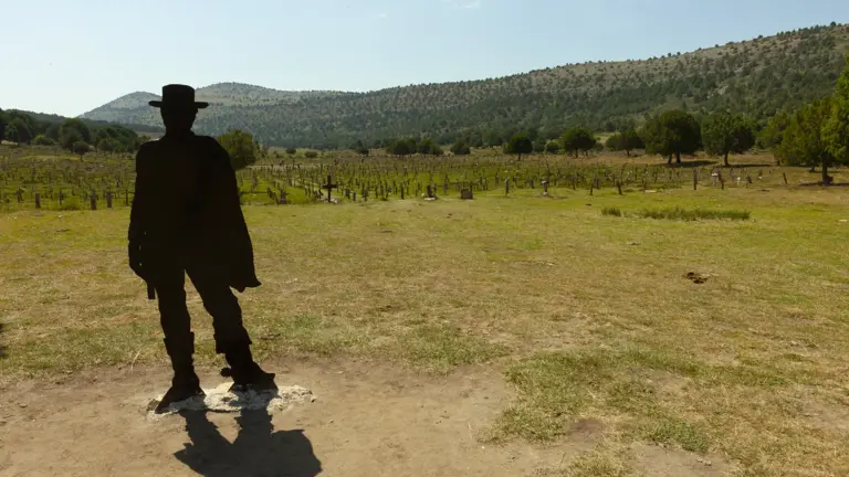 Una ruta de cine por Burgos: recrea los pasos de Clint Eastwood en 'El ...