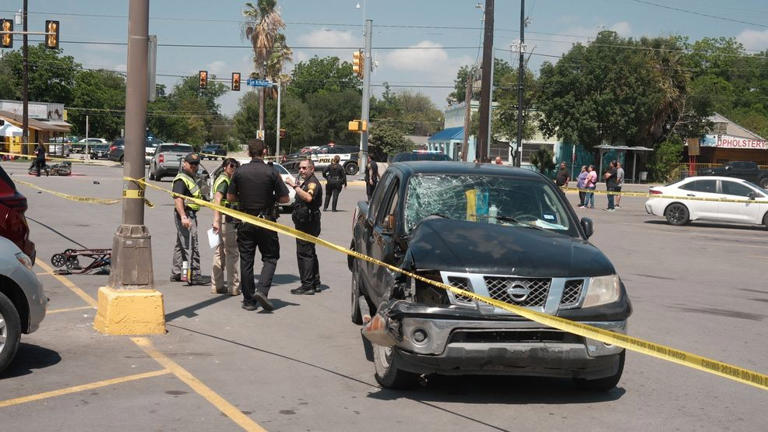Motorcyclist critically injured in West Side crash near Las Palmas ...