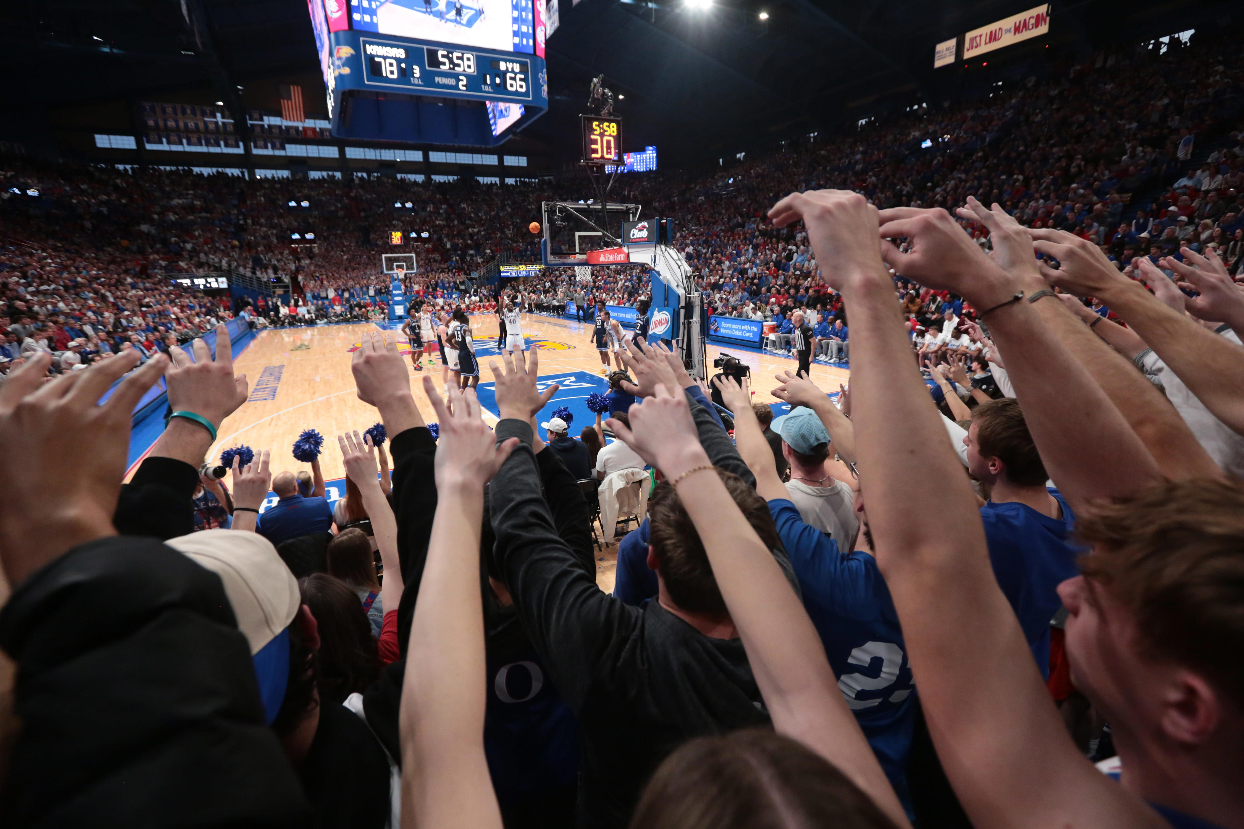 Kansas basketball earns commitment from prospect Atticus Richmond