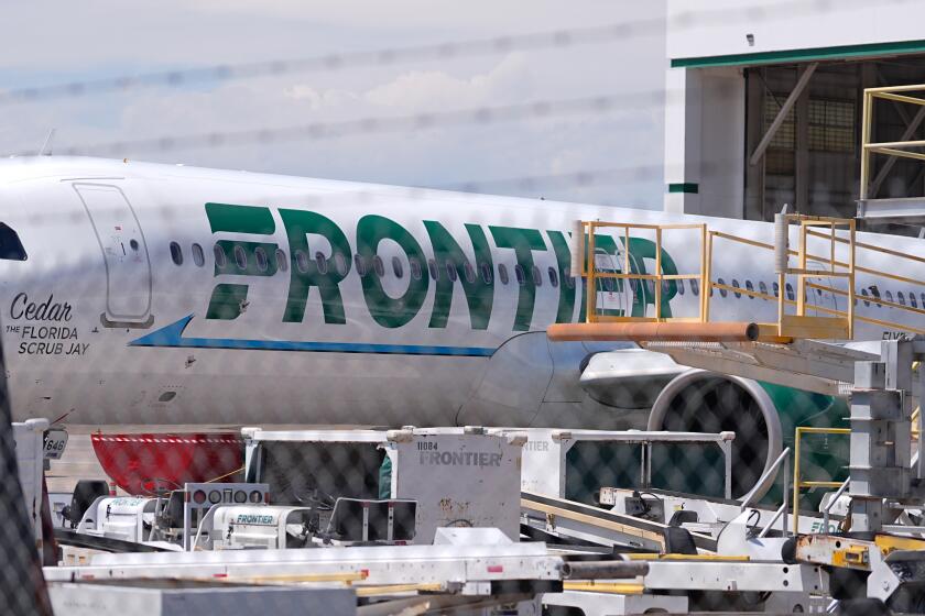 NTSB investigates evacuation of LA.-bound plane that hit pedestrian at ...