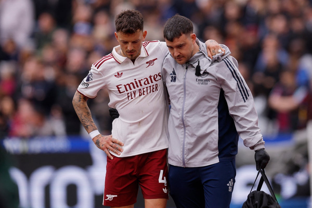 Arteta offers worrying Ben White injury update: 'It doesn't look good'