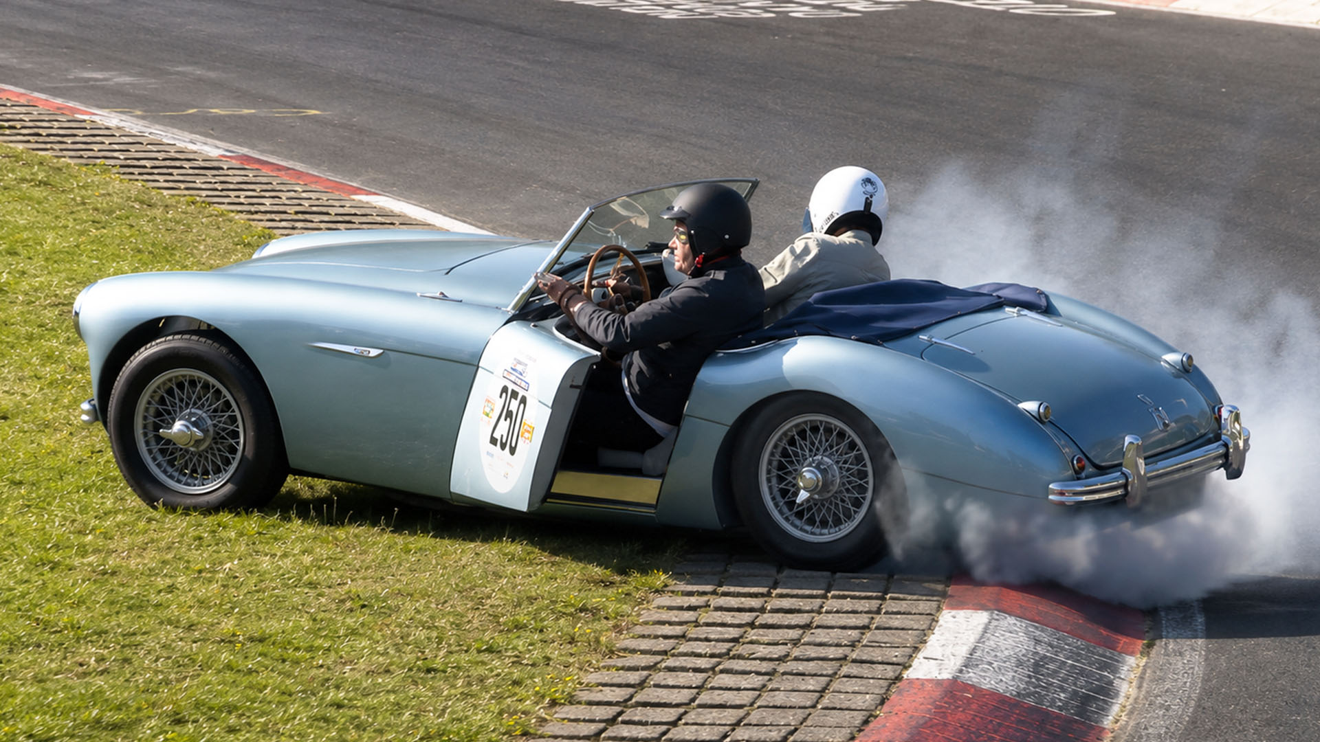 Classic drivers push historic cars beyond their absolute limits