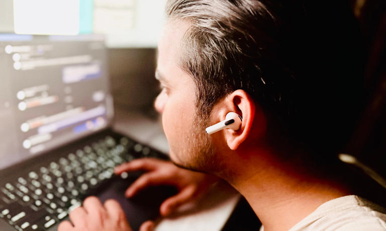 I built a Mac app to track my bad posture with AirPods. I didn’t write ...