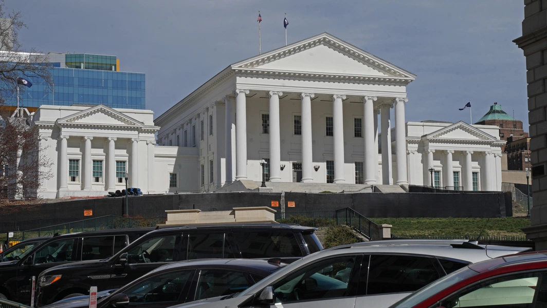 Virginia Democrats weigh ousting justices after map defeat