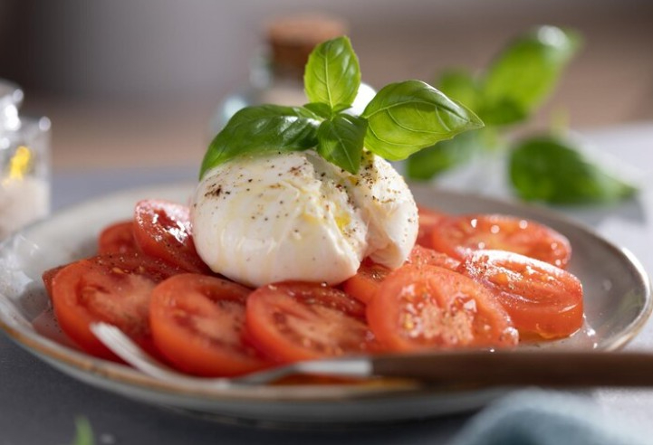 10 healthiest types of cheese and their benefits explained