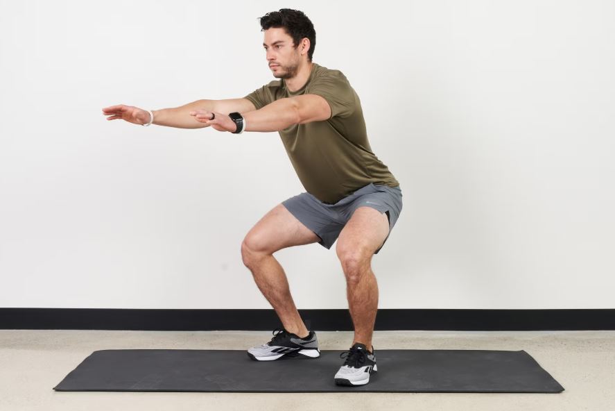 Unlock your squat potential: men’s ultimate strength guide