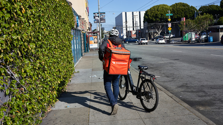 DoorDash drivers hate picking up food from these 10 chains