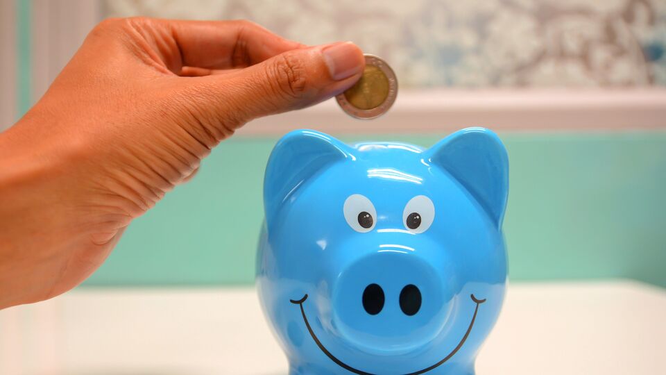 FD rates 2026: How much will ₹1 lakh, ₹5 lakh and ₹10 lakh earn in top ...