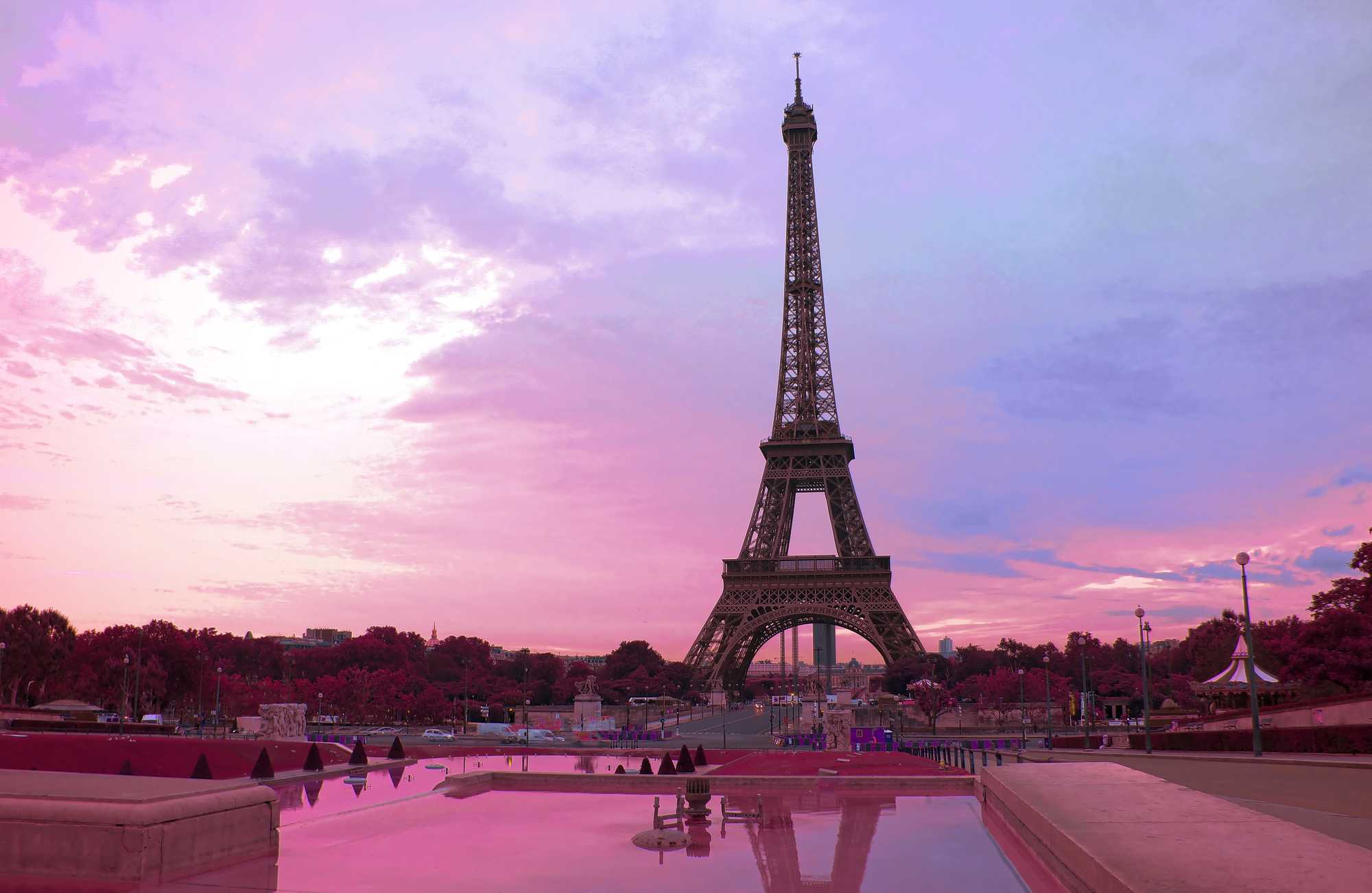 Photos of historical landmarks like you probably haven’t seen