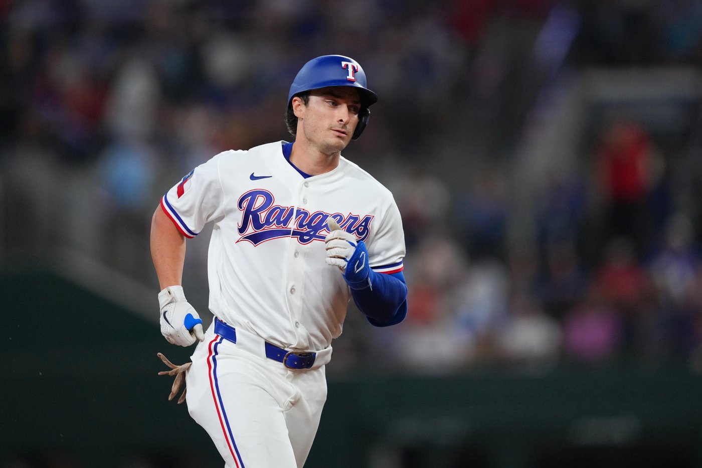 Justin Foscue rebounds from causing blooper with star SS Corey Seager ...
