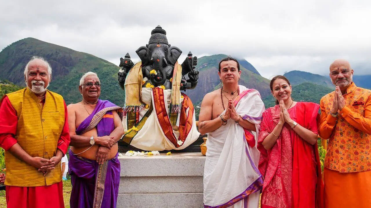 'Cultural colonisation 2.0': Pran Pratishta of first-ever Lord Ganesha ...