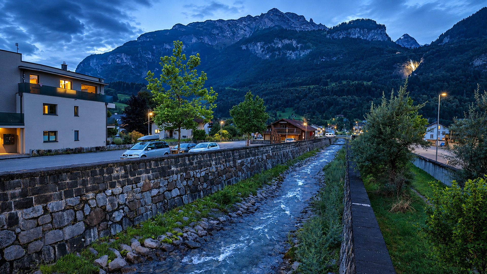 Take a relaxing evening walk through Meiringen Switzerland (4K)
