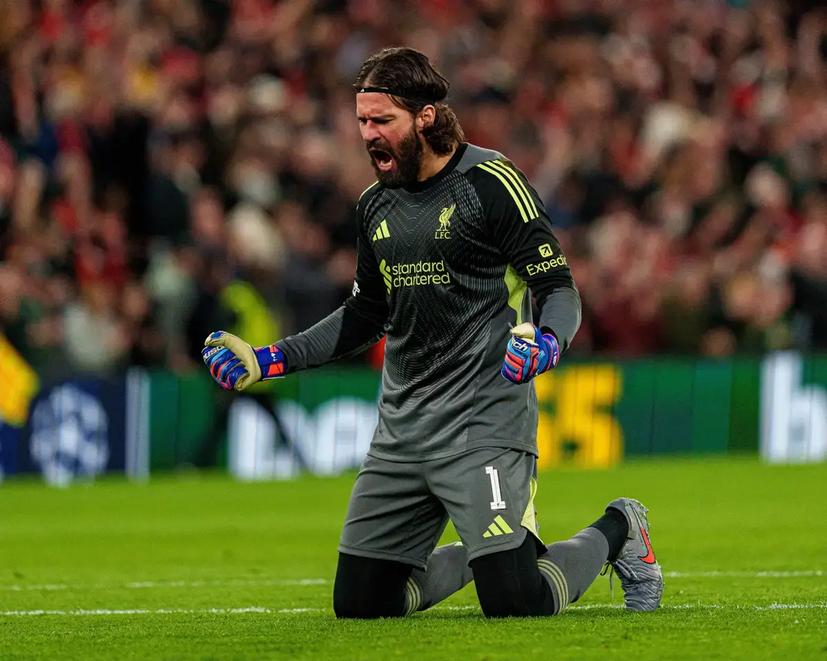 Juventus closing in on deal to sign Alisson Becker